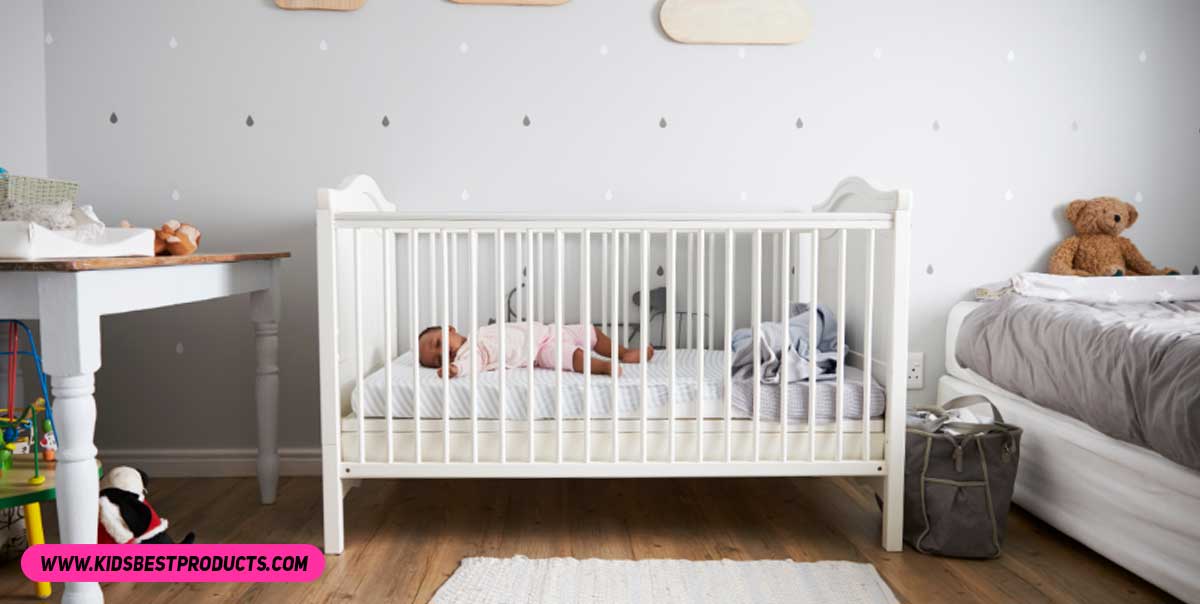 What age should baby move from moses basket to cot | Kids Best Products